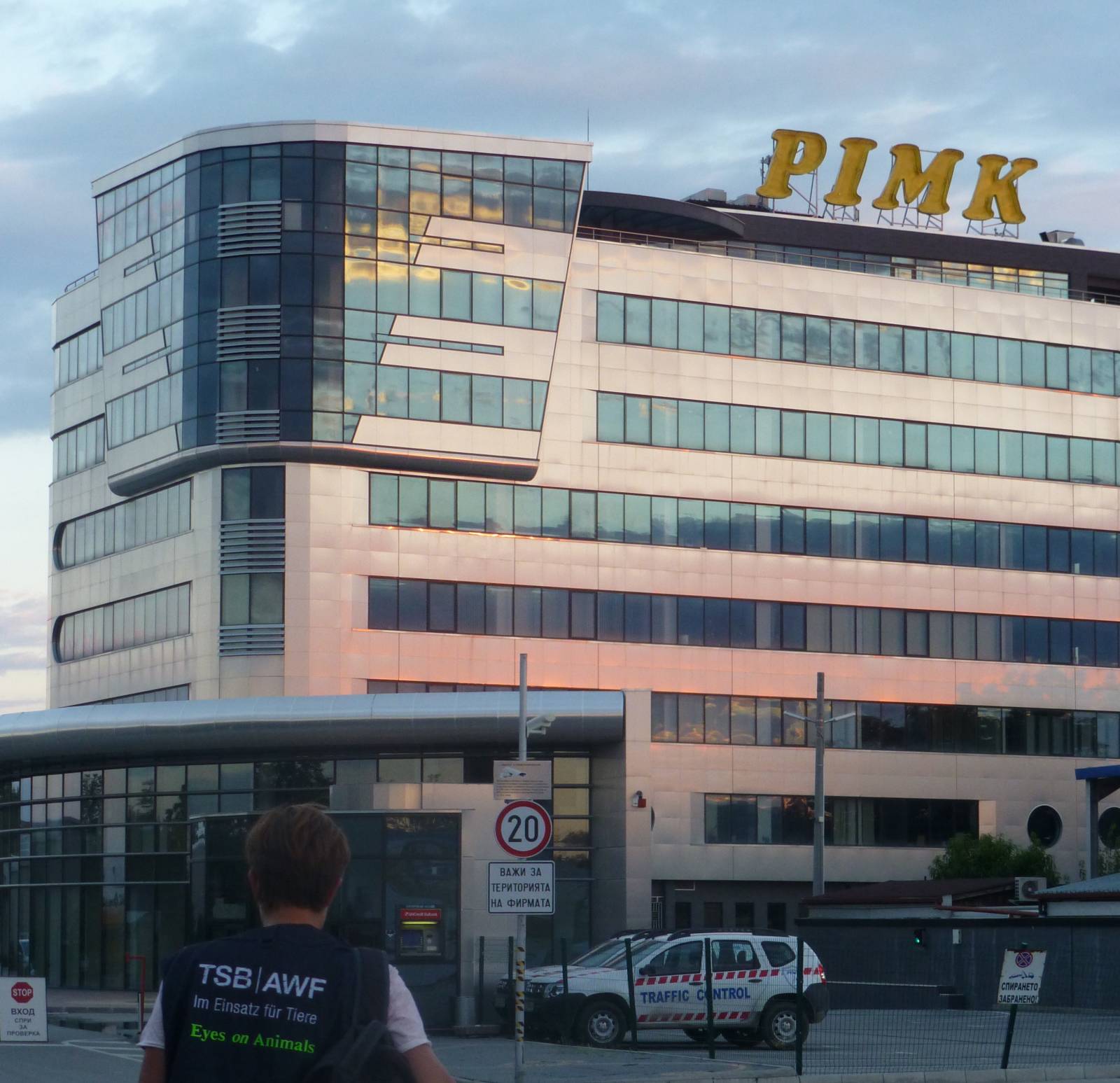 Meeting with Pimk transport company about animals on route to Turkey